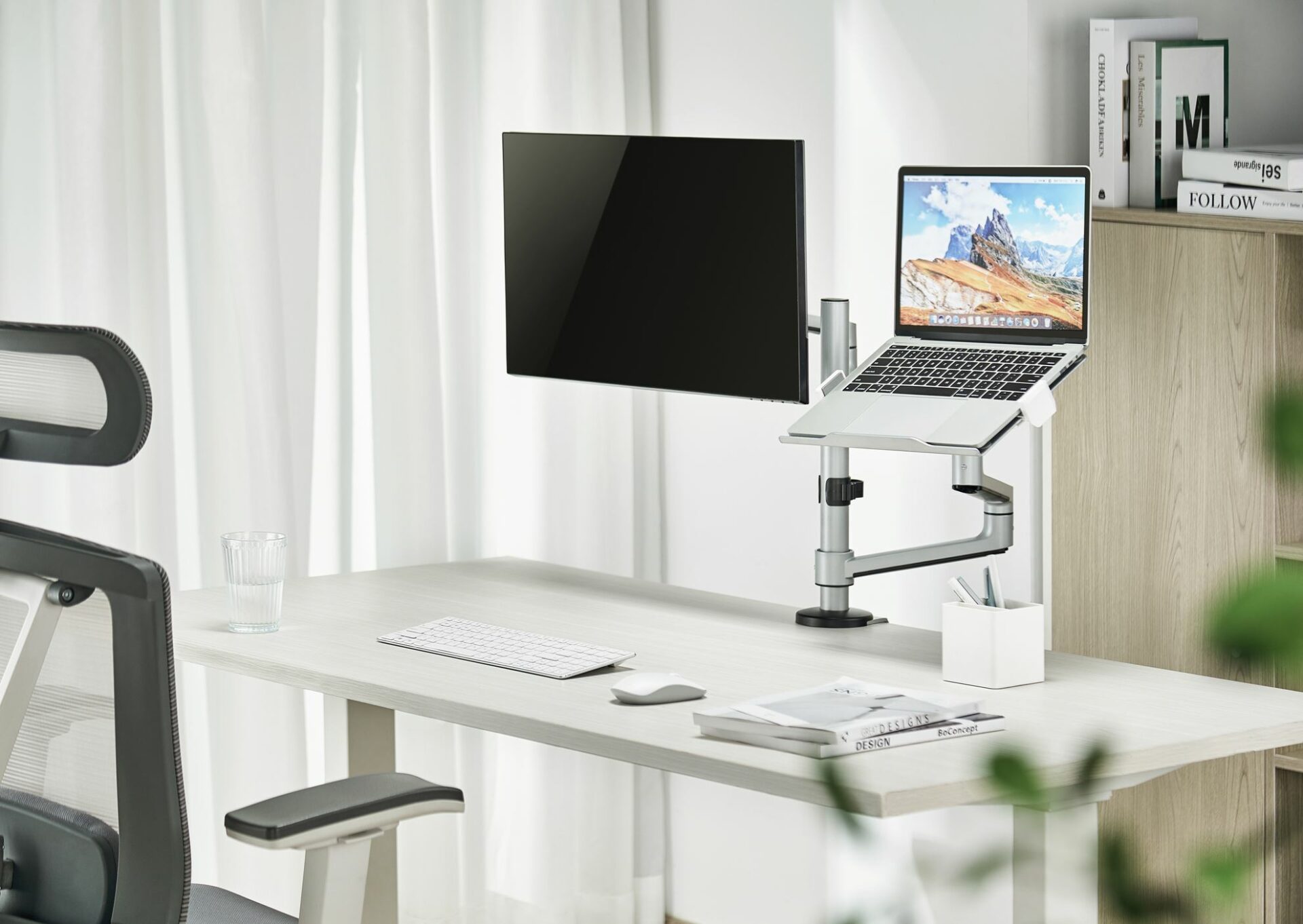 Monitor Mounts – SureMount